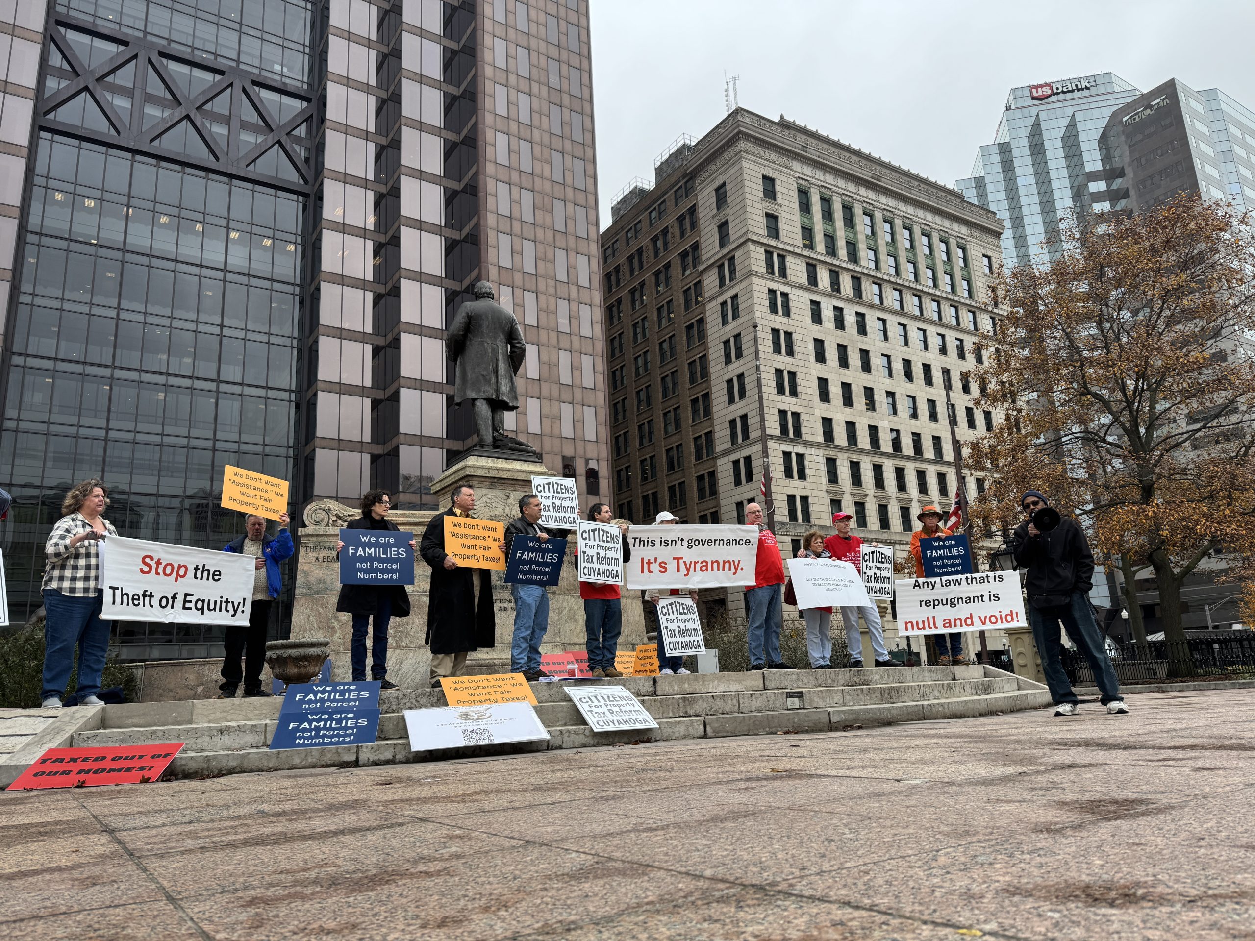 Ohio lawmakers move property tax bill